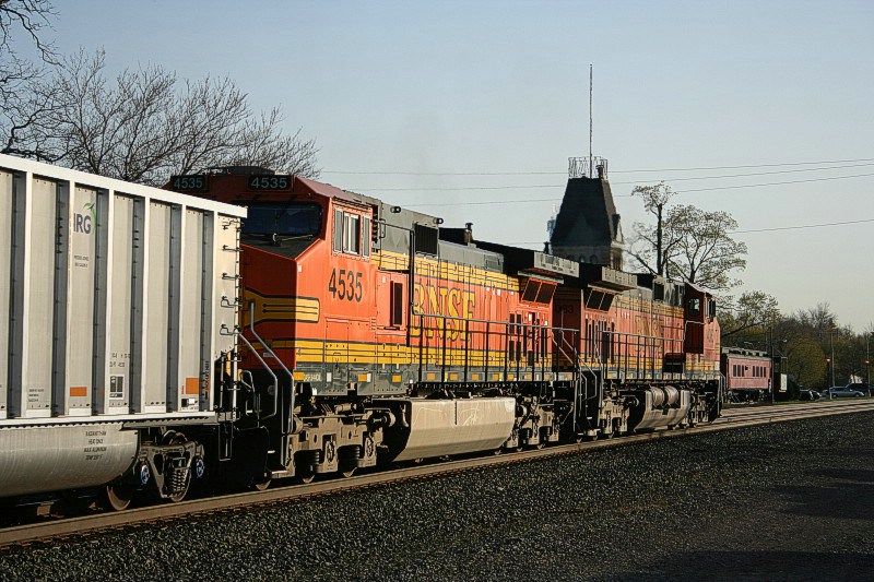BNSF 4535